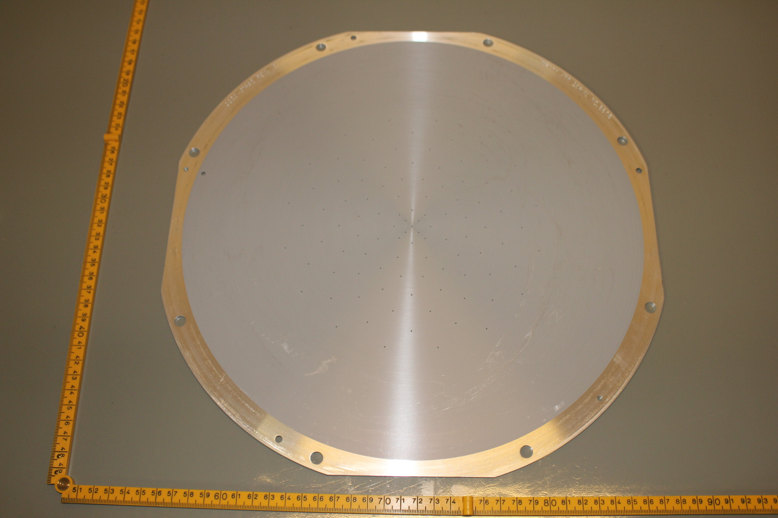 GAS DISTRIBUTION PLATE, 101 HOLES, USED- SOS Ascent'tec